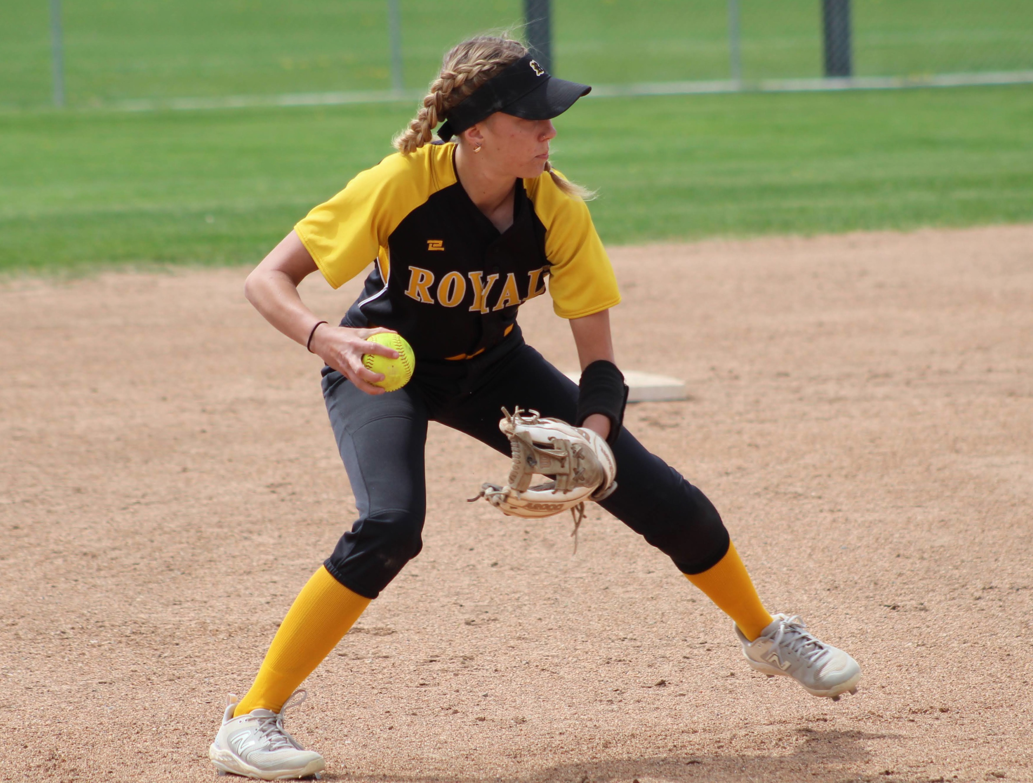 Roy Royals Kylee Weitzel stars on the Softball Field – The Hive Sports