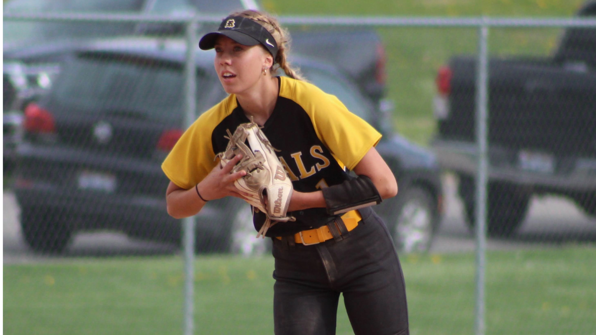 Roy Royals Kylee Weitzel stars on the Softball Field – The Hive Sports